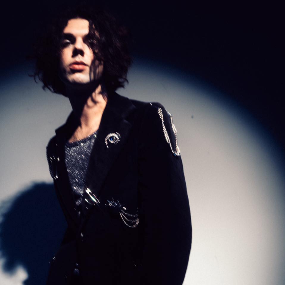 Micky James - Sensation Rock - Webzine français