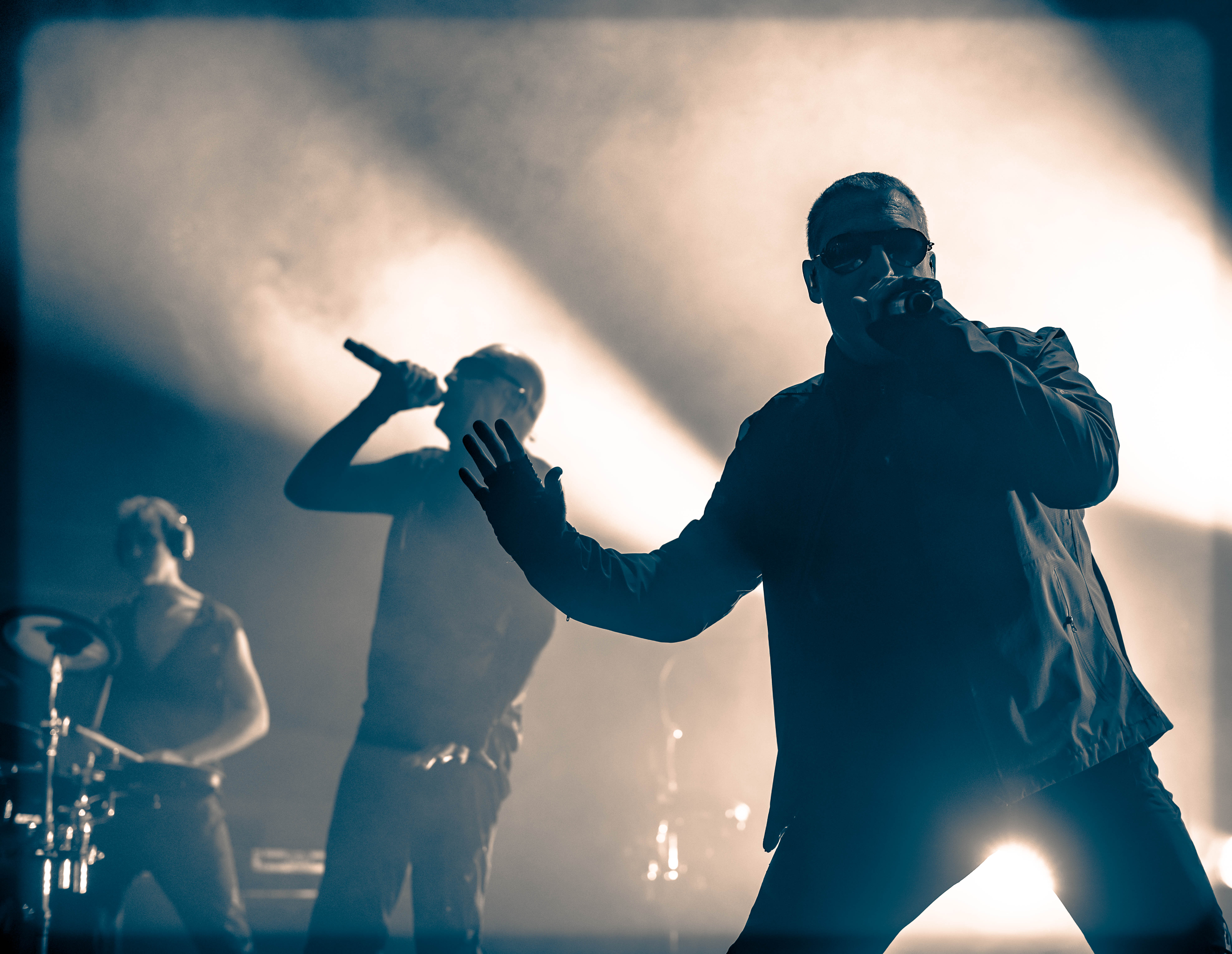 FRONT 242 + FAUXX, le samedi 04 février 2023, La Laiterie - Grande ...